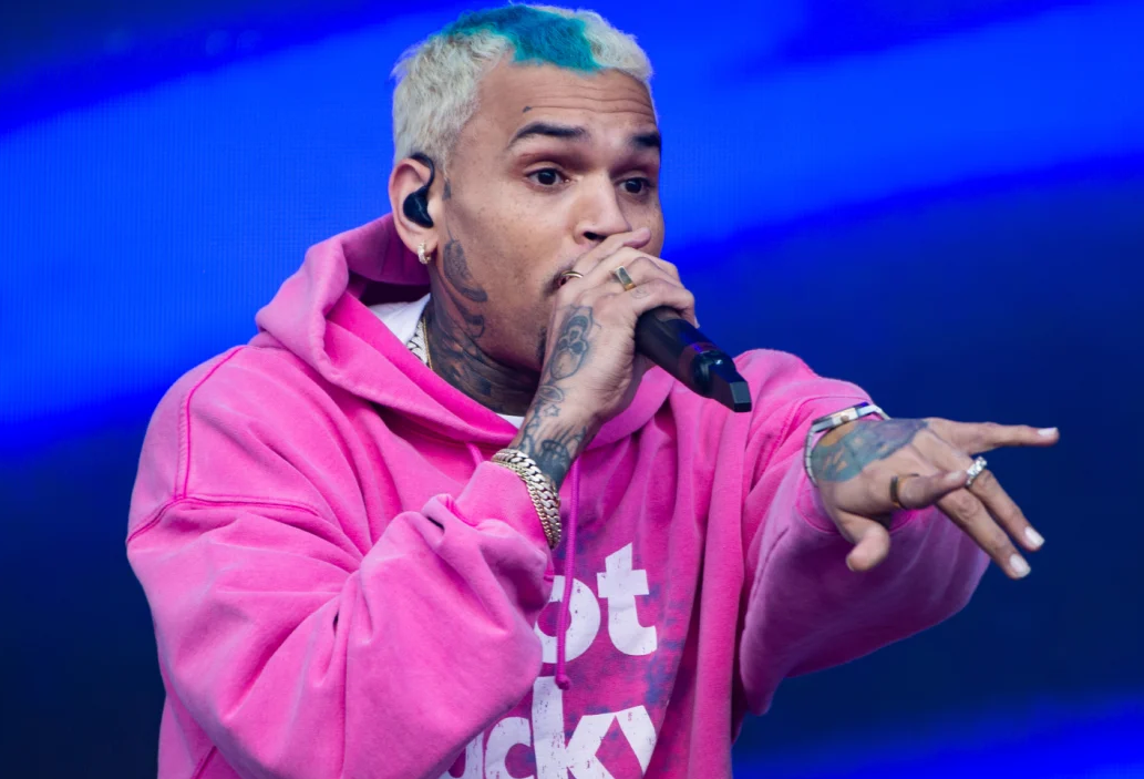 Chris Brown – Call Me Every Day ft. WizKid – noisebeast